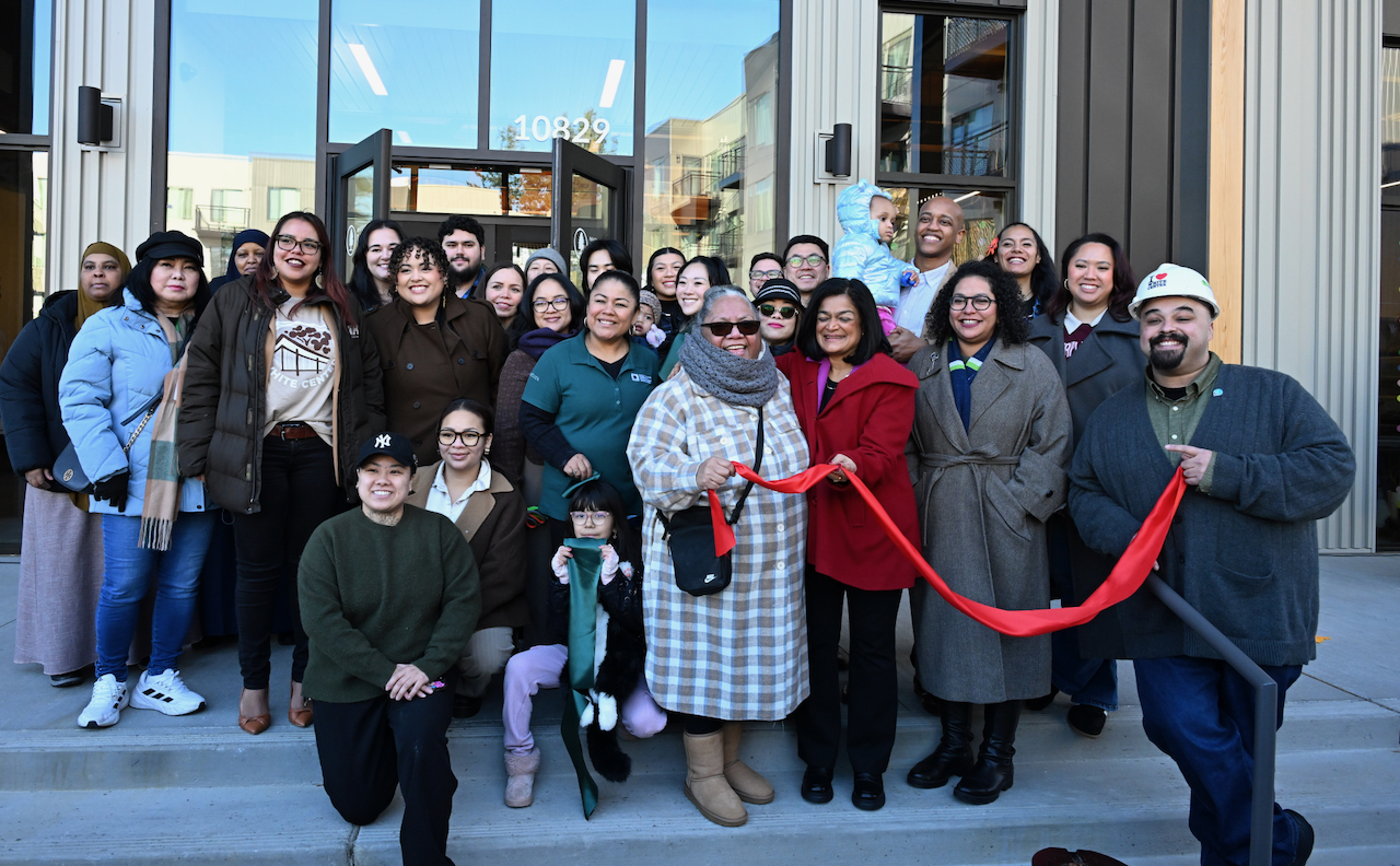 White Center celebrates Grand Opening of "HUB" – A community vision ...